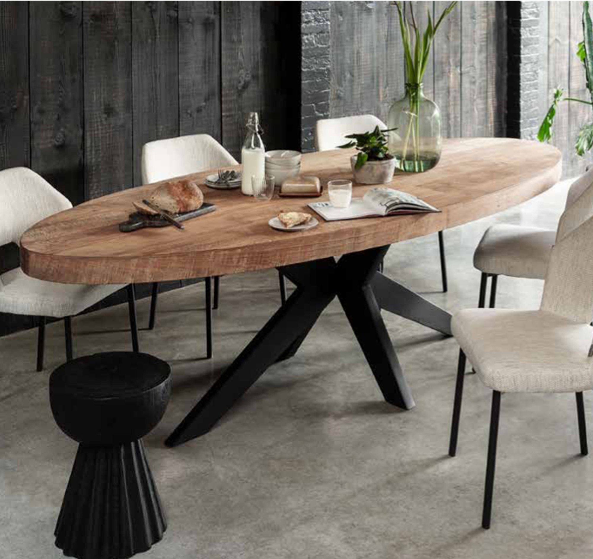 Masterpiece Dining Table - Darwin Oval - Dansk