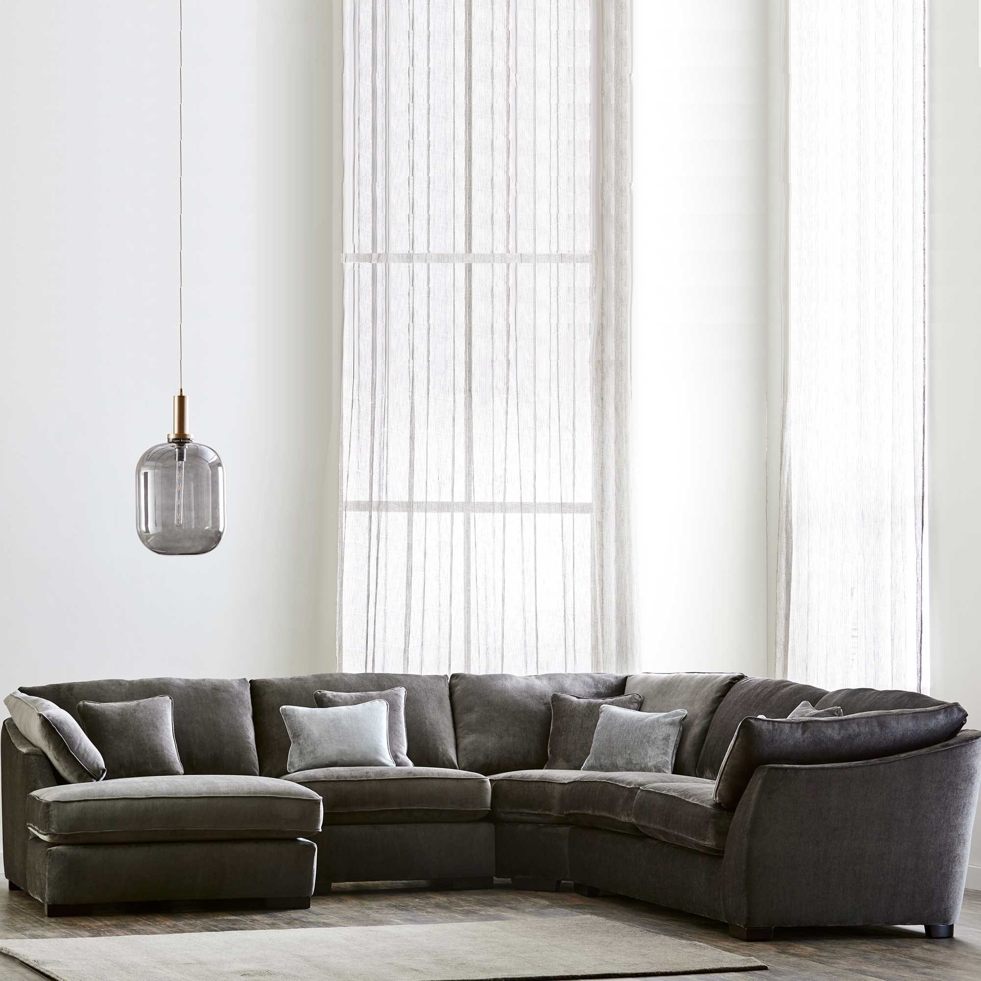 Hanbury Large Chaise Group – Custom Comfort in Soft Fabrics - Dansk